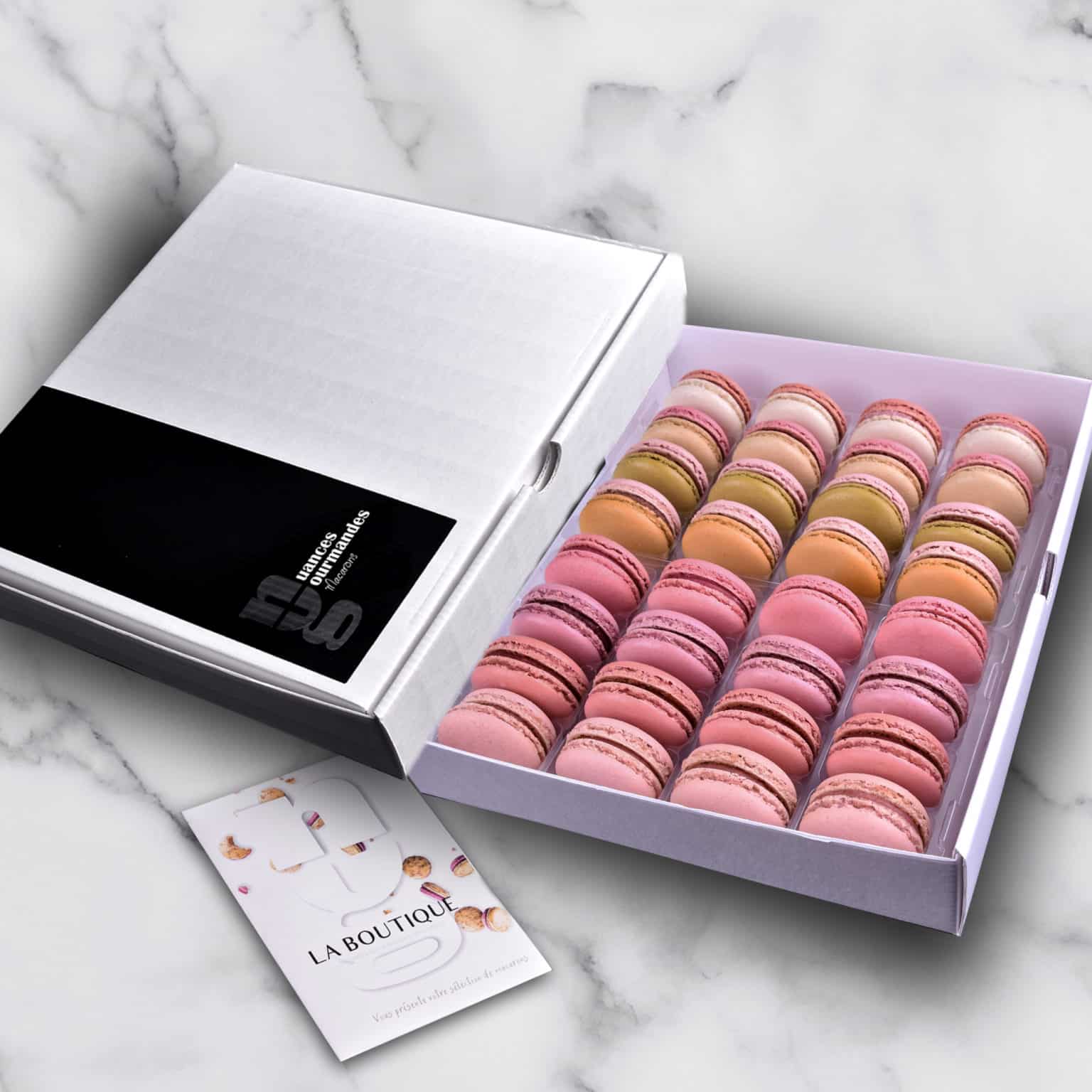 ASSORTIMENT DE 32 MACARONS Fruits Rouges